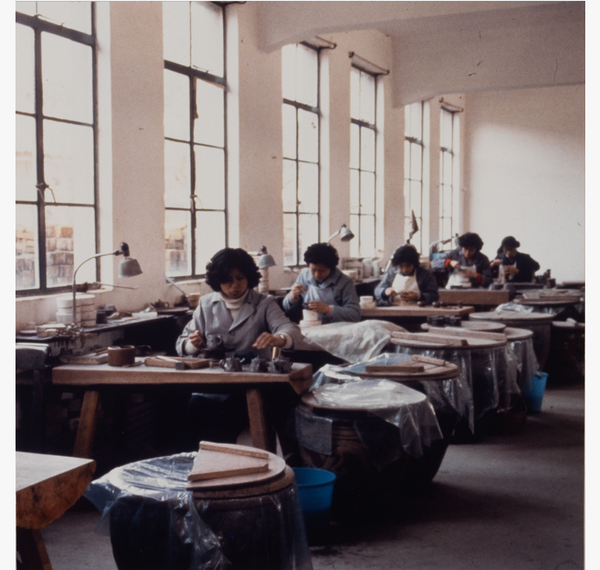 Photos of Jiangsu Yixing Zisha Craft Factory (江苏省宜兴紫砂工艺厂, Jiangsu Sheng ...